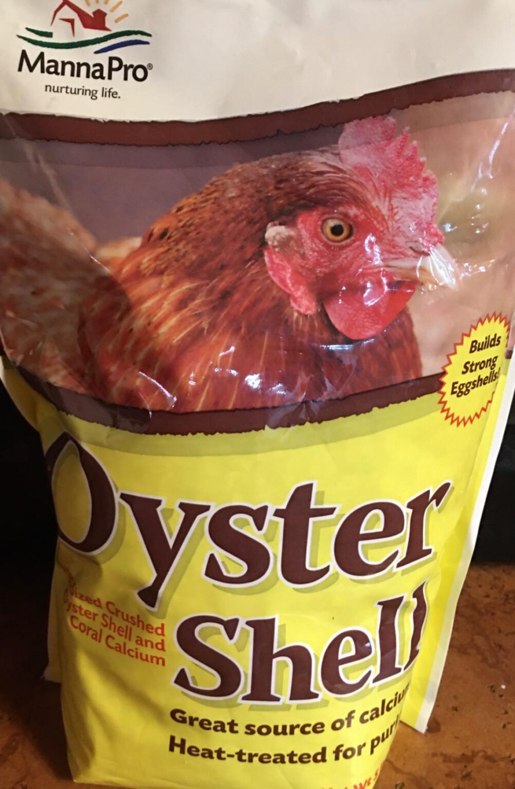 Manna Pro Crushed Oyster Shell Calcium Supplement For Laying Chickens ...