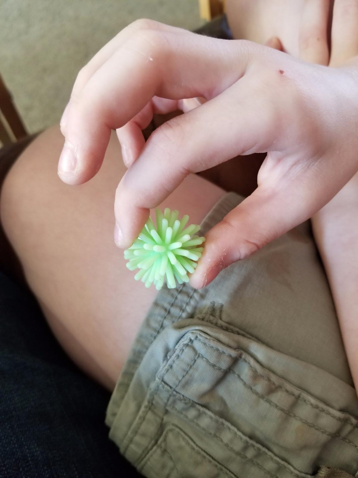 Fun Express Mini Porcupine Balls For Kids - Bulk Set Of 72 In Bright ...