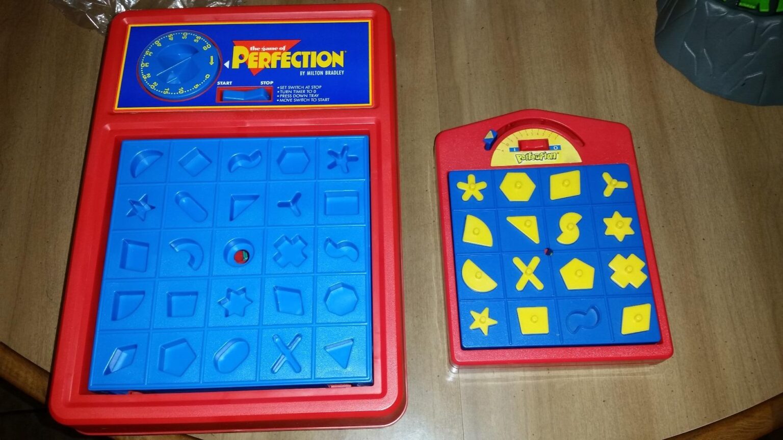 Hasbro Gaming Perfection Popping Shapes And Pieces Game For Kids Ages 4 ...