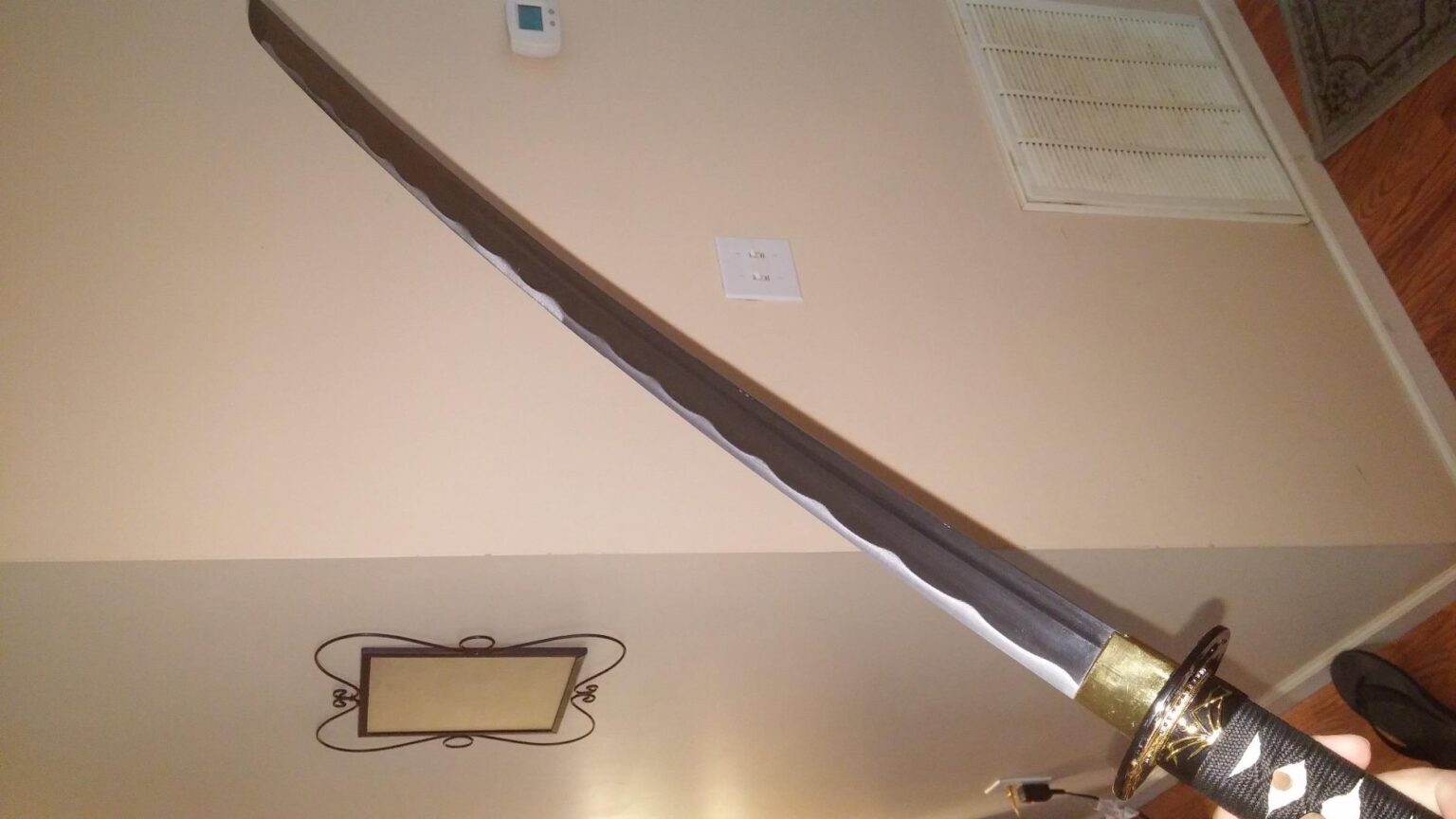 Japanese Handmade Sharp Orchid Katana Samurai Sword - Swiftsly