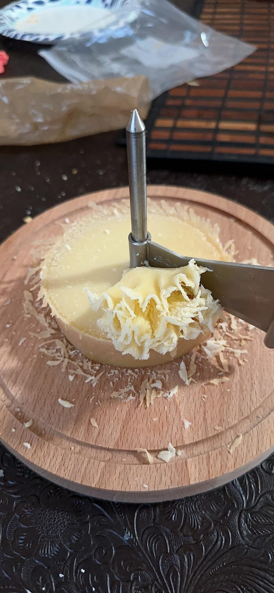 BOSKA Cheese Curler Amigo Stainless Steel - Best For Cheese Wheel Or ...