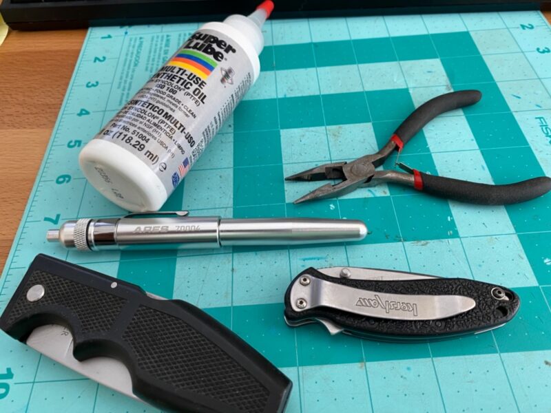 ARES 70004 - Precision Oiler Pen Applicator - Precisely Applies CLP ...