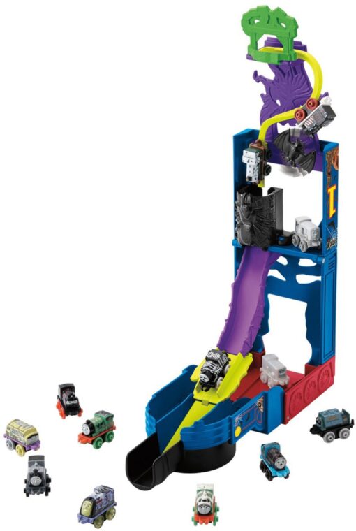Thomas & Friends MINIS Playset With An Exciting Spooky Theme And An ...