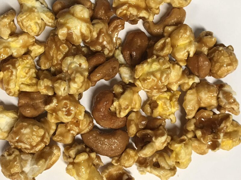 Damn Good Popcorn's Caramel Cashew Gourmet Popcorn Pick Your Size (16 ...